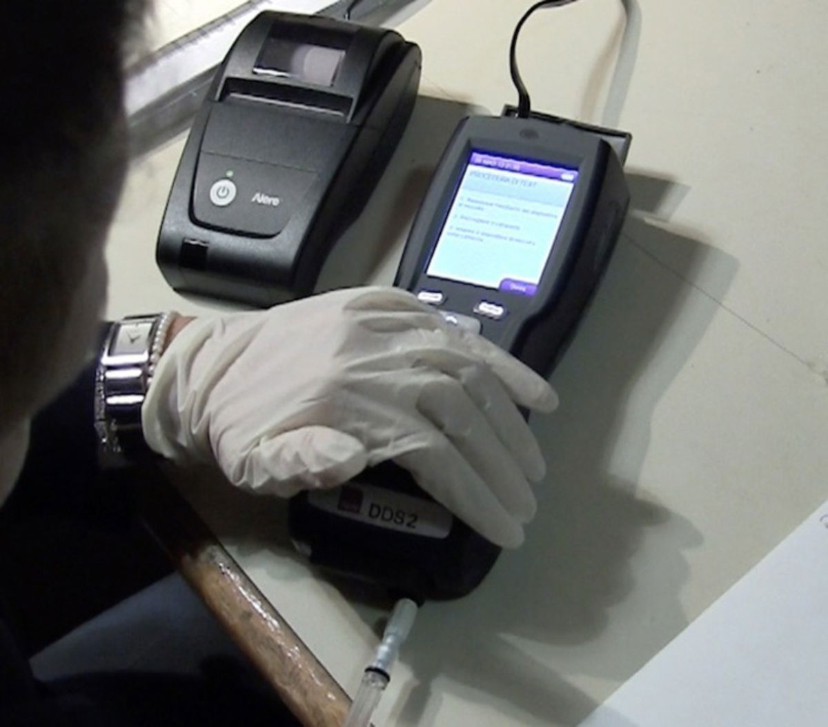 Drogometro, in 8 minuti scova chi guida sotto effetto di stupefacenti ...