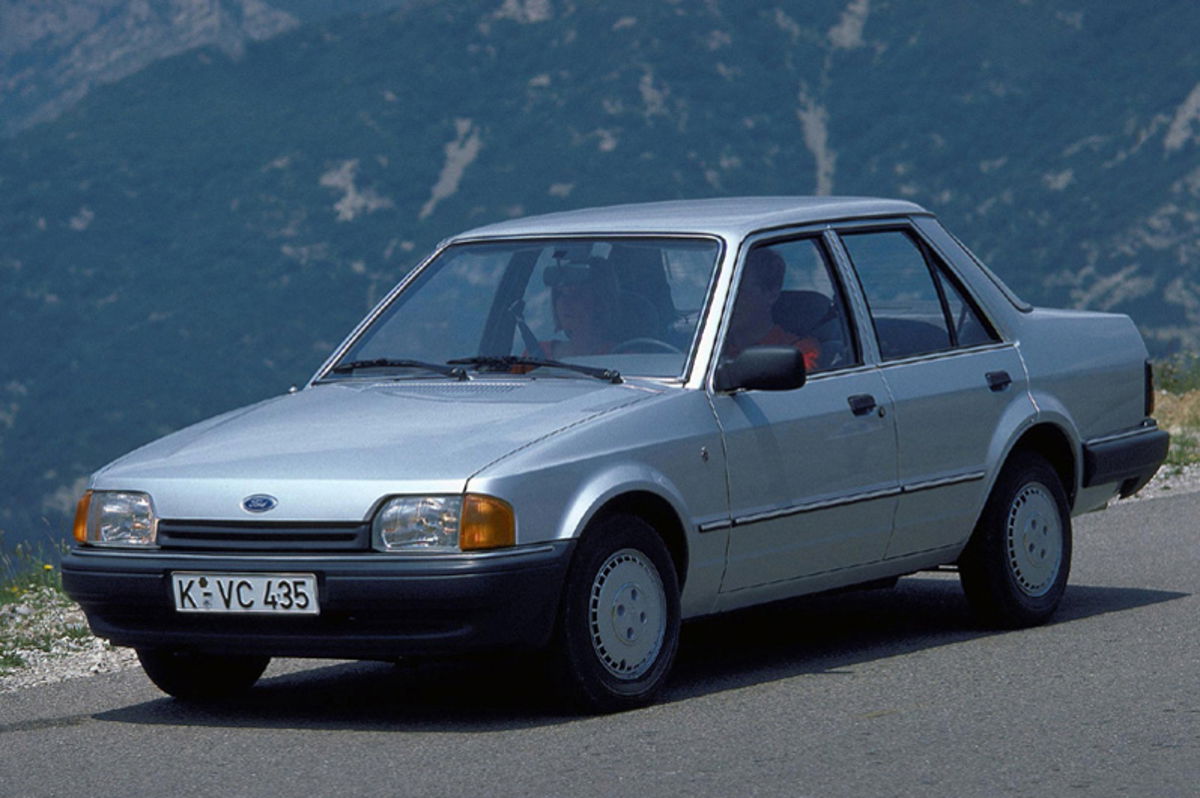 Ford Orion 1.6 Injection: prezzo e scheda tecnica - Automoto.it