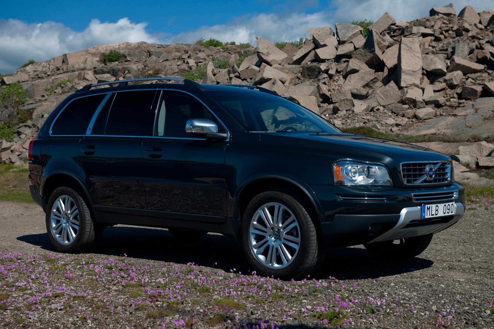 Volvo XC90 4.4 V8 aut. AWD Autocarro 'N1' Executive : prezzo e scheda ...