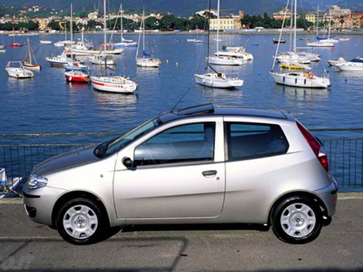 Fiat Punto Classic 1.2 3 porte Active: prezzo e scheda tecnica ...