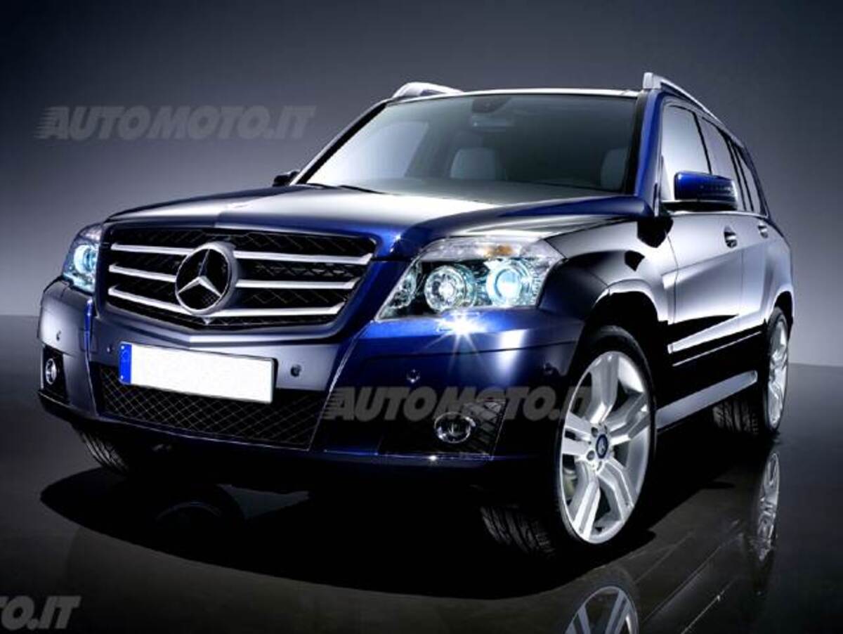 Mercedes-Benz GLK 350 4Matic : prezzo e scheda tecnica - Automoto.it