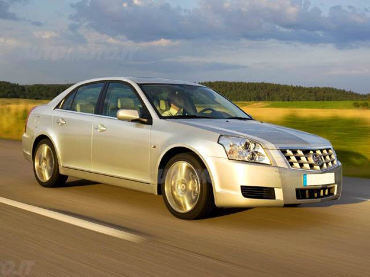Cadillac BLS 2.8 T V6 aut. Sport Luxury : prezzo e scheda tecnica ...