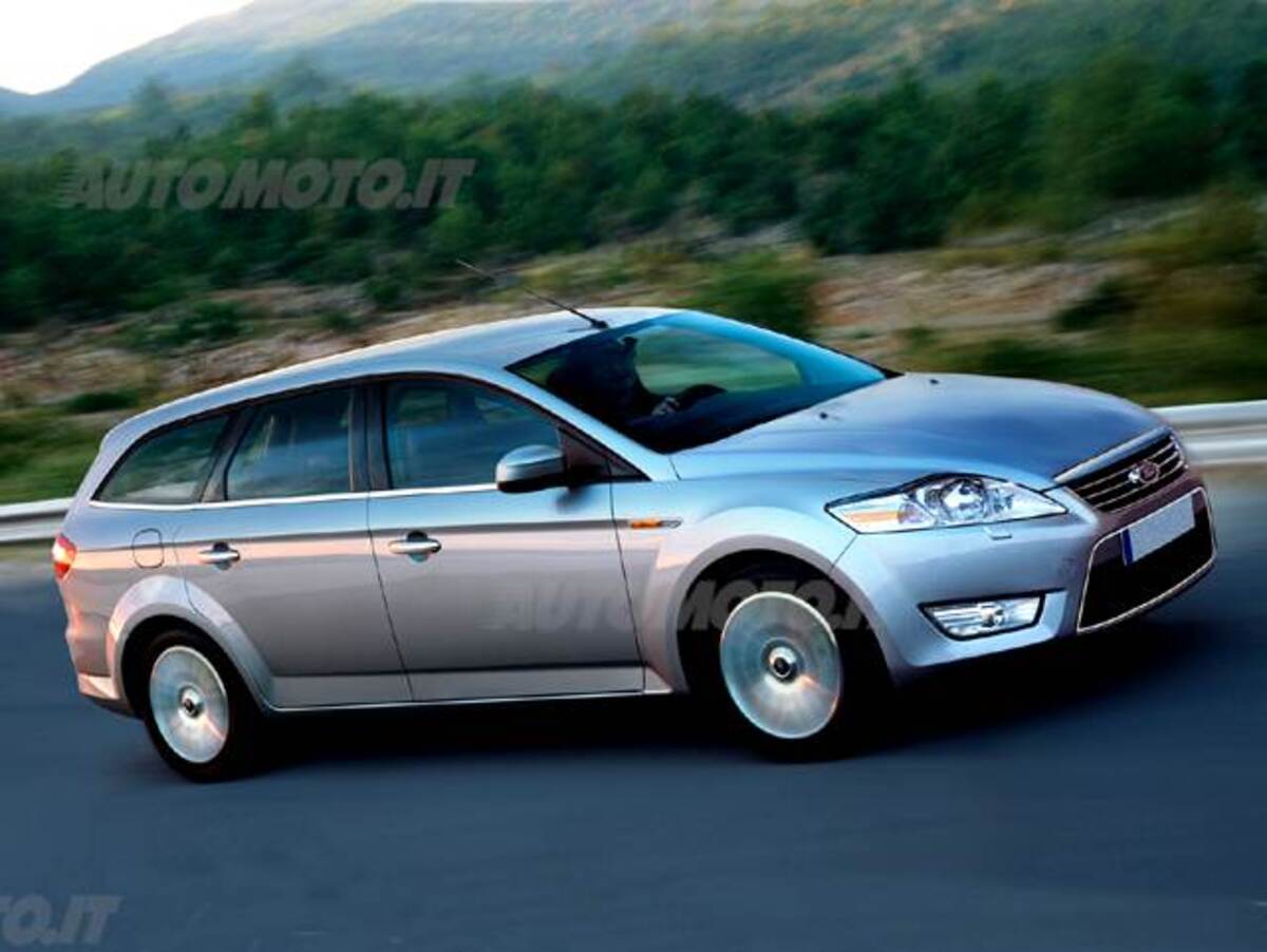 Ford Mondeo Station Wagon 2.0 TDCi 130 CV aut. Station Wagon DPF ...