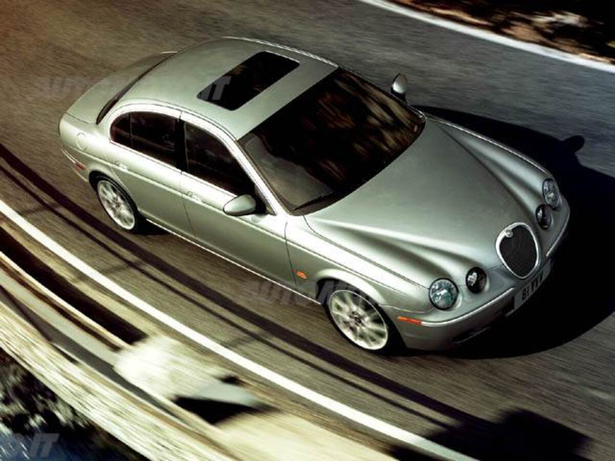 2008 Jaguar S Type 4 2 V8