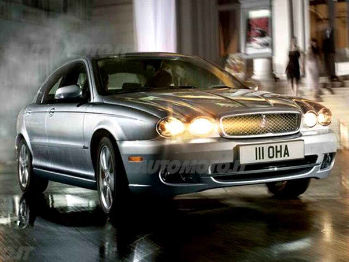 Jaguar X-Type 2.5 V6 24V cat Luxury : prezzo e scheda tecnica - Automoto.it
