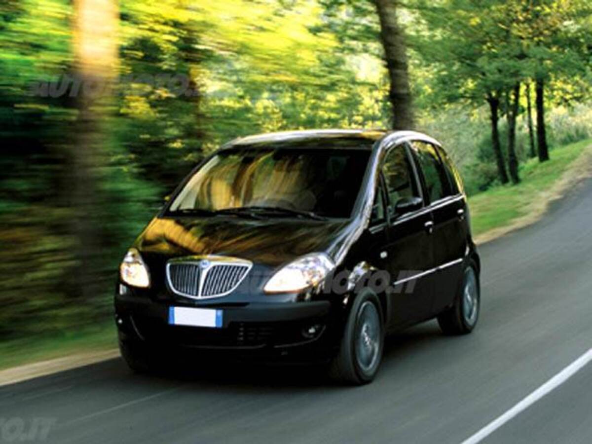 Lancia Musa Multijet 16V Diva : prezzo e scheda tecnica - Automoto.it