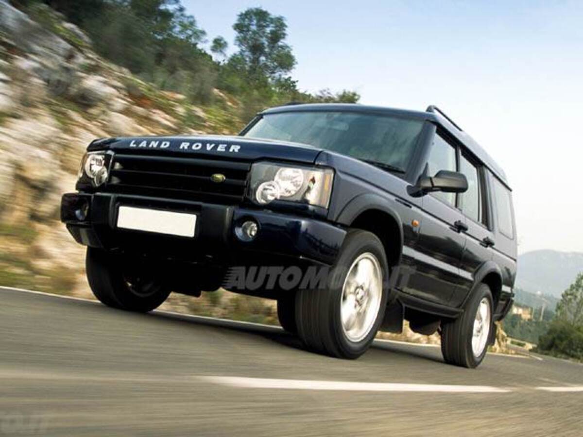 Land Rover Discovery 2.5 Td5 5 porte E: prezzo e scheda tecnica ...
