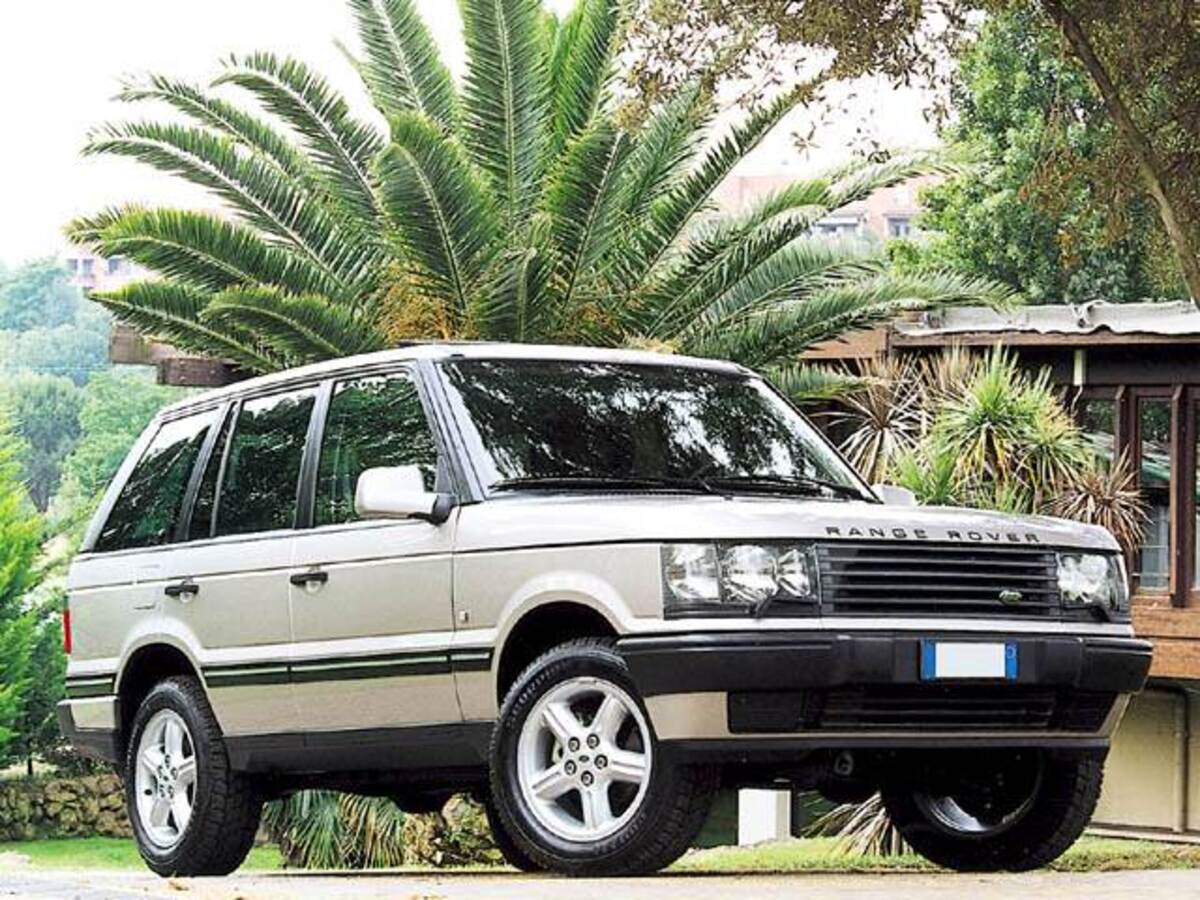 Land Rover Range Rover 2.5 TD 5 porte Vogue : prezzo e scheda tecnica ...