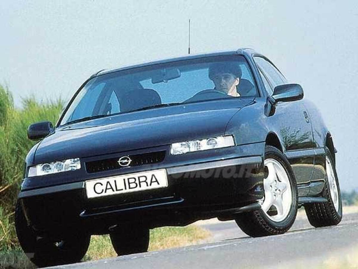 Opel Calibra 16V cat Color Edition : prezzo e scheda tecnica - Automoto.it