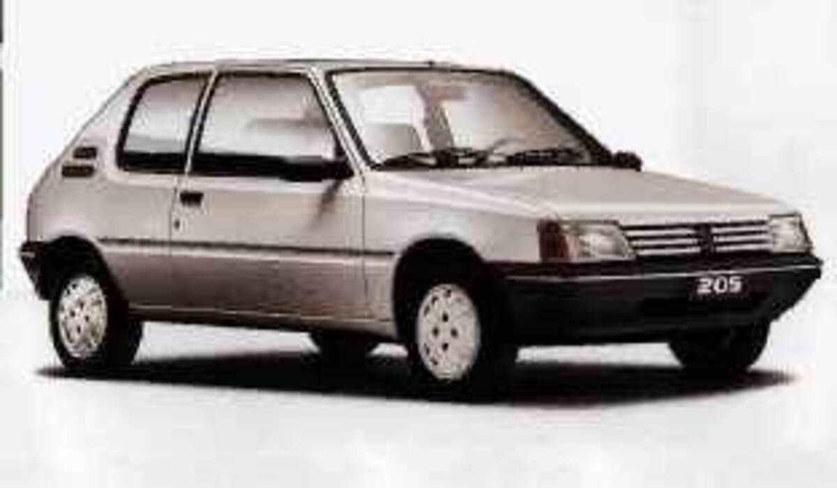 Peugeot 205 3 porte Junior : prezzo e scheda tecnica - Automoto.it