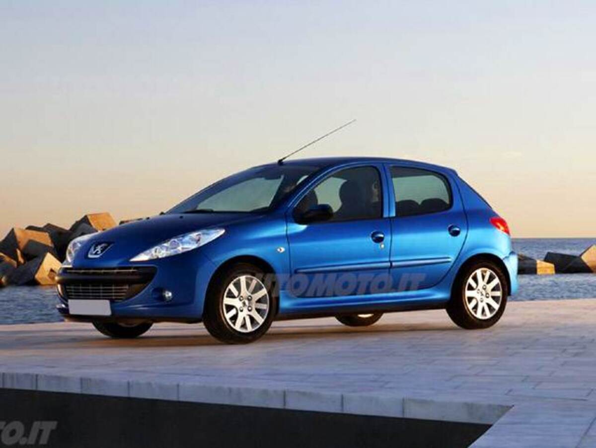 Peugeot 206 HDi 70CV 5p. Trendy: prezzo e scheda tecnica - Automoto.it
