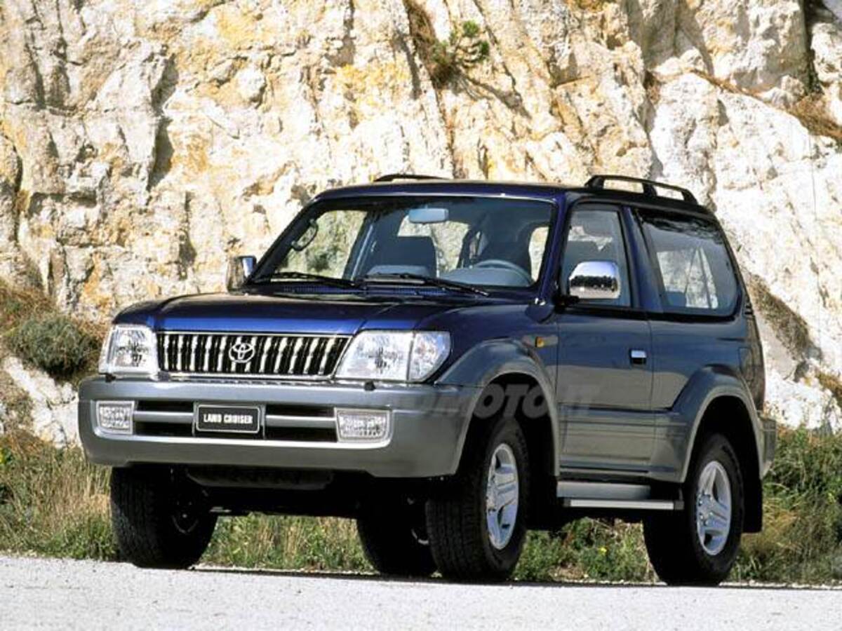 Toyota Land Cruiser turbodiesel 3 porte KZJ90 STD : prezzo e scheda ...