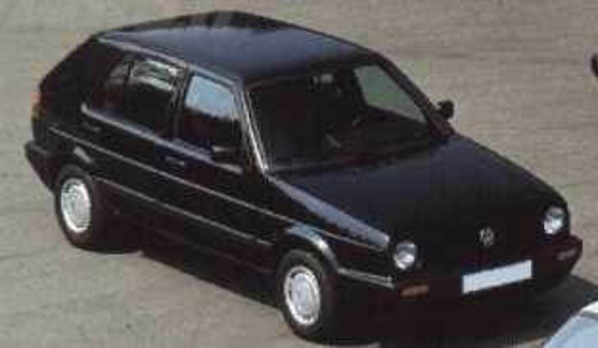 Volkswagen Golf 1600 diesel 5 porte CL: prezzo e scheda tecnica ...