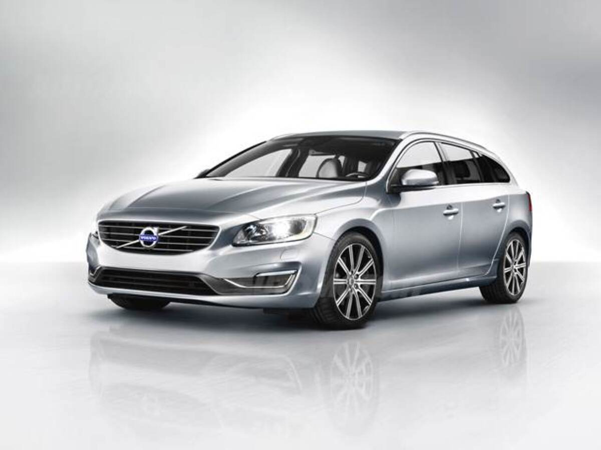 Volvo V60 T4 R-design Momentum: prezzo e scheda tecnica - Automoto.it
