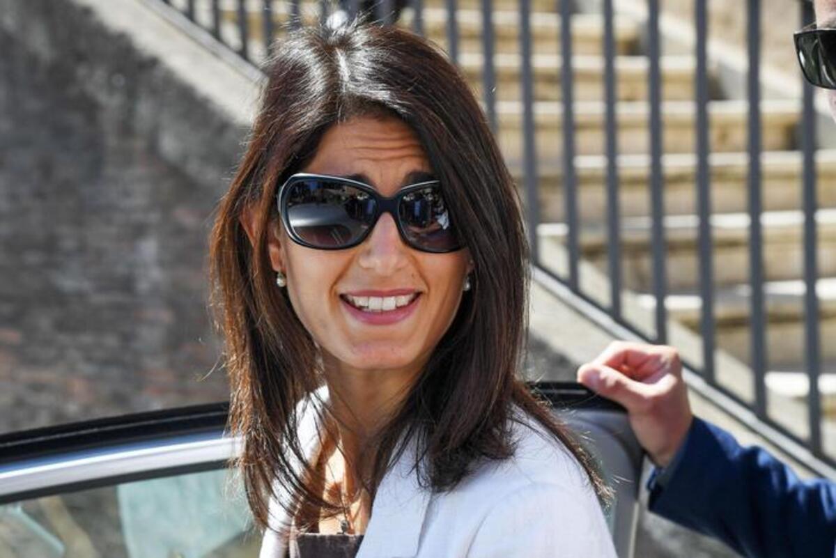 Roma, Raggi: «Via i diesel dal centro entro il 2024» - News - Automoto.it