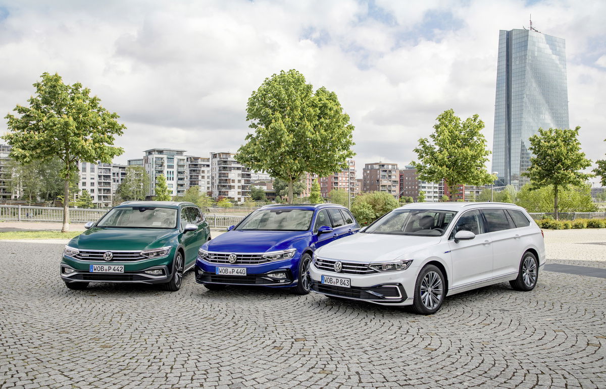 Volkswagen Passat Variant 2019. Diesel, benzina e anche ibrido GTE ...