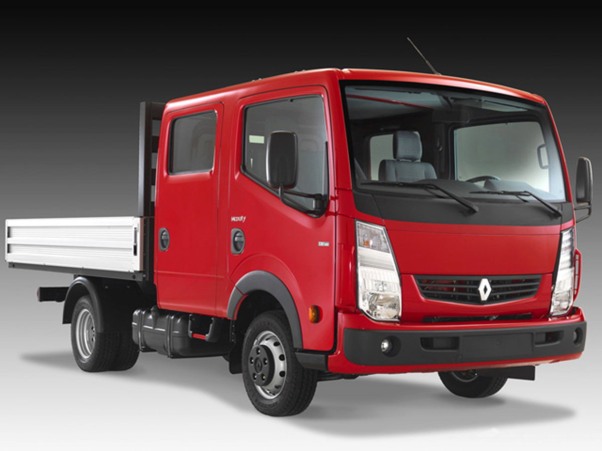 Renault Trucks Maxity 140.35/6 2.5 DXi PL-RG-DC Cabinato : prezzo e ...