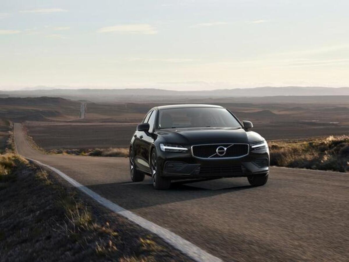 Volvo S60 T4 Geartronic Business Plus: prezzo e scheda tecnica - Automoto.it