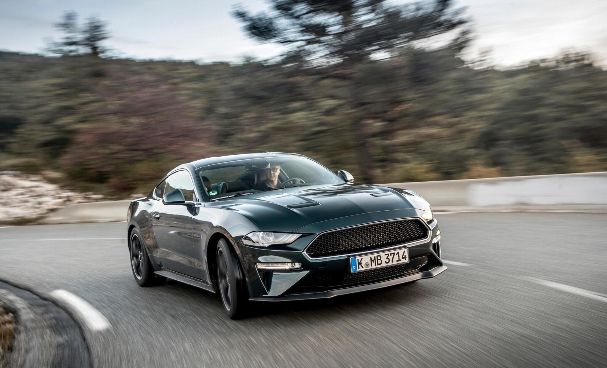 Ford Mustang Coupé - Catalogo e listino prezzi Ford Mustang Coupé ...