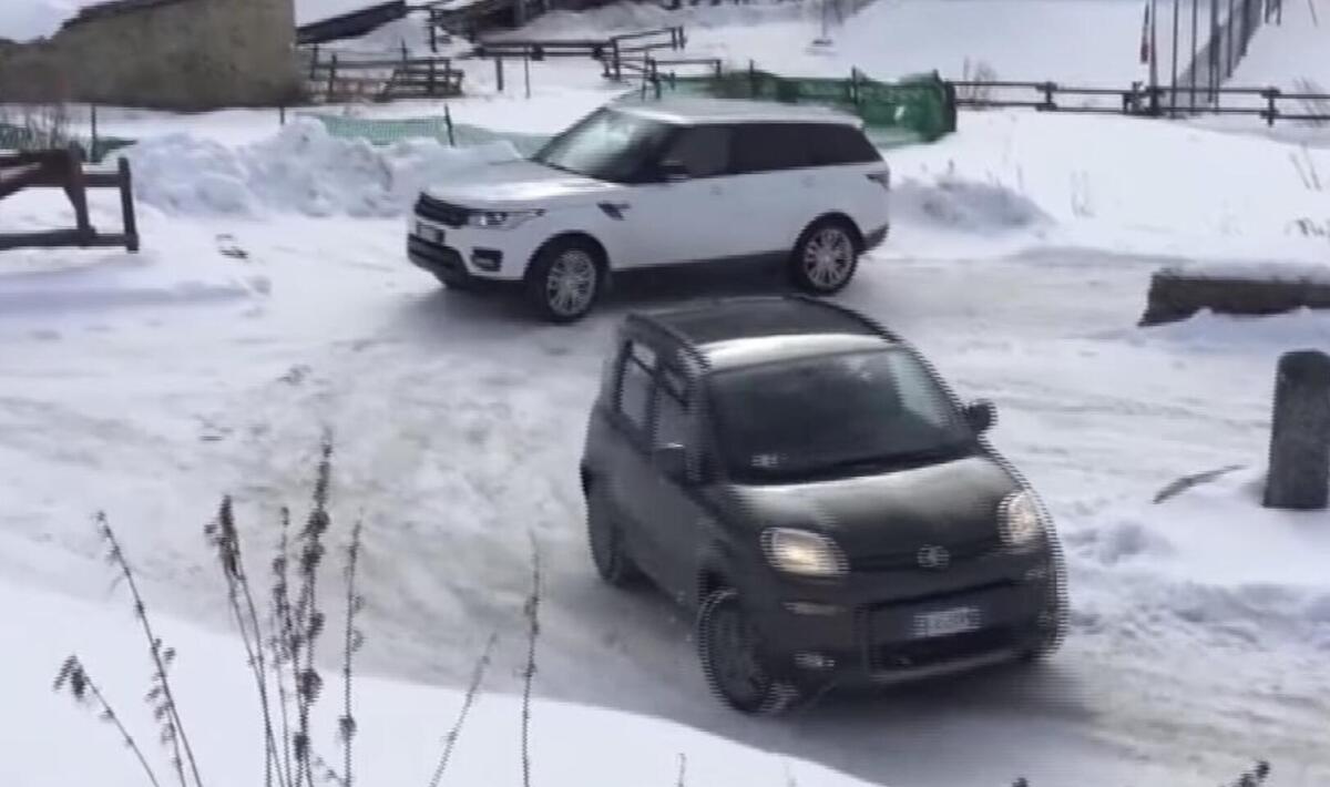 Panda 4x4 svernicia Range Rover sul ghiaccio. Quando peso e grip fanno ...