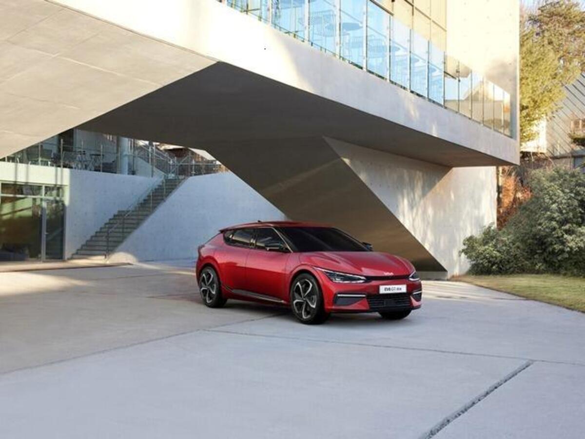 Kia EV6 77,4 kWh GT Line rwd nuove, listino prezzi auto nuove - Automoto.it