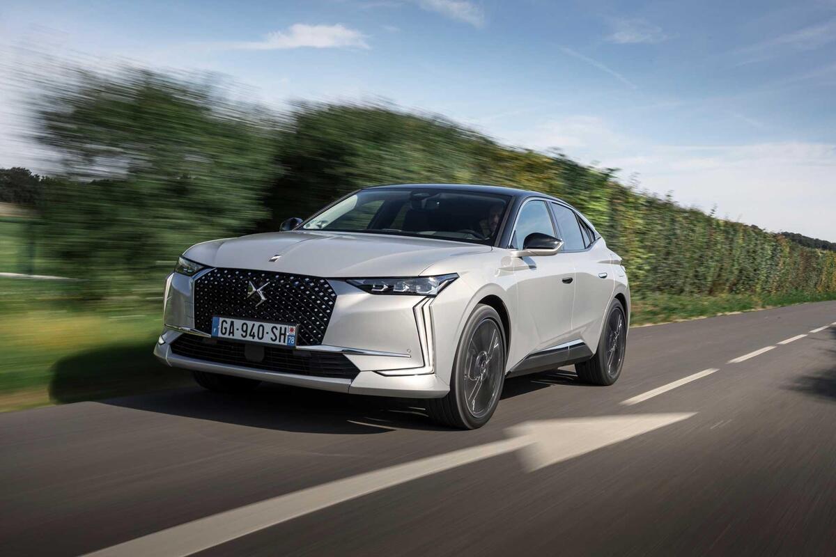 Stellantis mostra la DS 4 nei suoi dettagli - News - Automoto.it