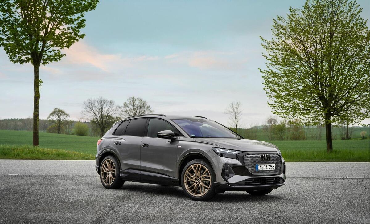 Audi Q4 Q4 e-tron 45 S line edition quattro 286cv: prezzo e scheda ...
