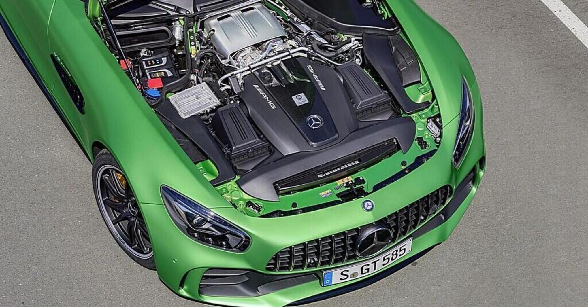 Mercedes, lunga vita al V8? - News - Automoto.it
