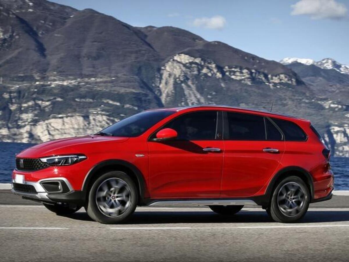 Fiat Tipo Station Wagon Tipo SW 1.0 t3 (Red) 100cv: prezzo e scheda ...