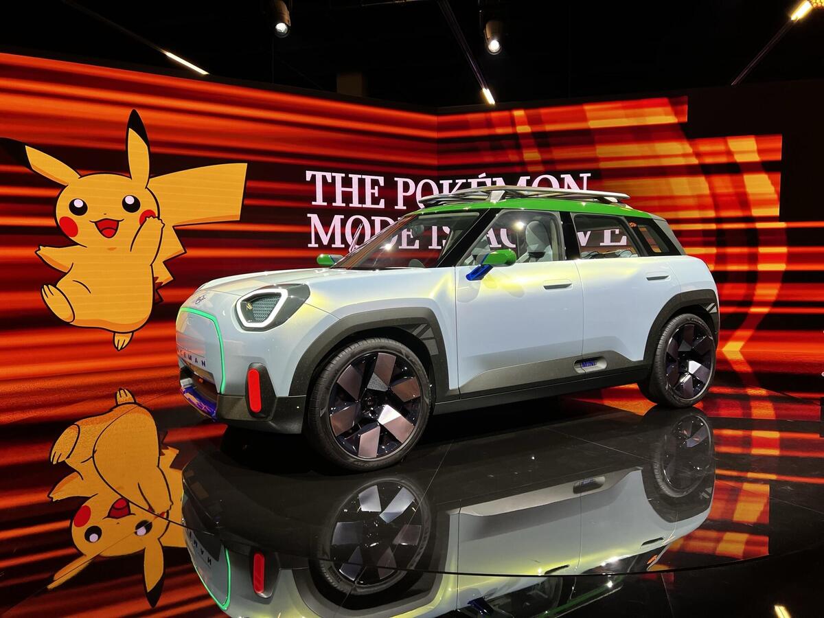 Mini Aceman piena di Pokemon: a Colonia la versione con Nintendo [VIDEO ...