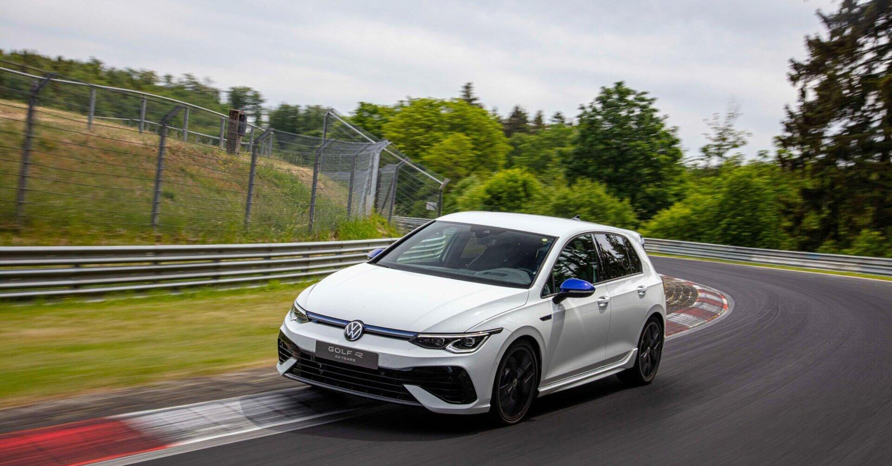 Volkswagen Golf R 20: prezzi, allestimenti e caratteristiche tecniche ...
