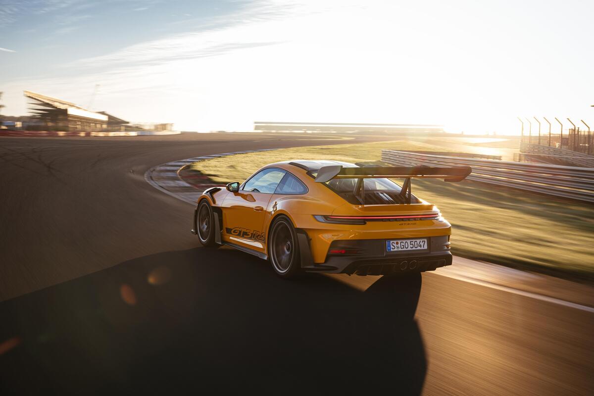 Porsche 911 GT3 RS | Nuove sospensioni e DRS da 6'54" al RING: FUORI DI ...