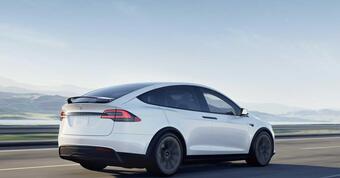 Tesla Model X - Catalogo e listino prezzi Tesla Model X - Automoto.it