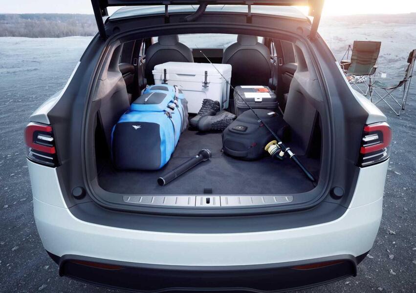 Tesla Model X - Catalogo e listino prezzi Tesla Model X - Automoto.it