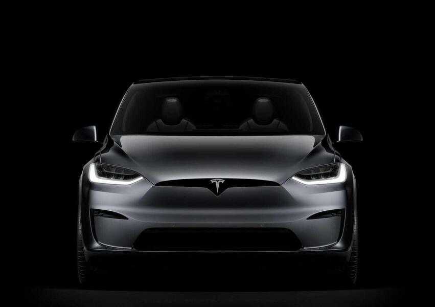 Tesla Model X - Catalogo e listino prezzi Tesla Model X - Automoto.it