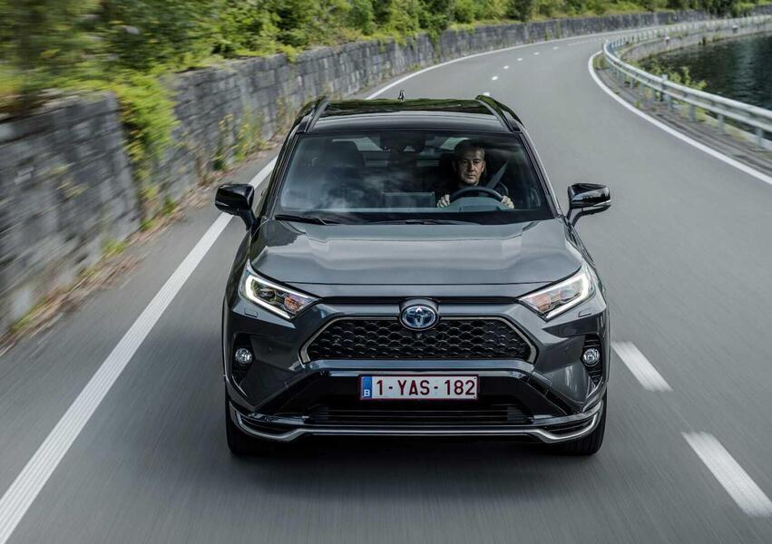 Toyota RAV4 - Catalogo e listino prezzi Toyota RAV4 - Automoto.it