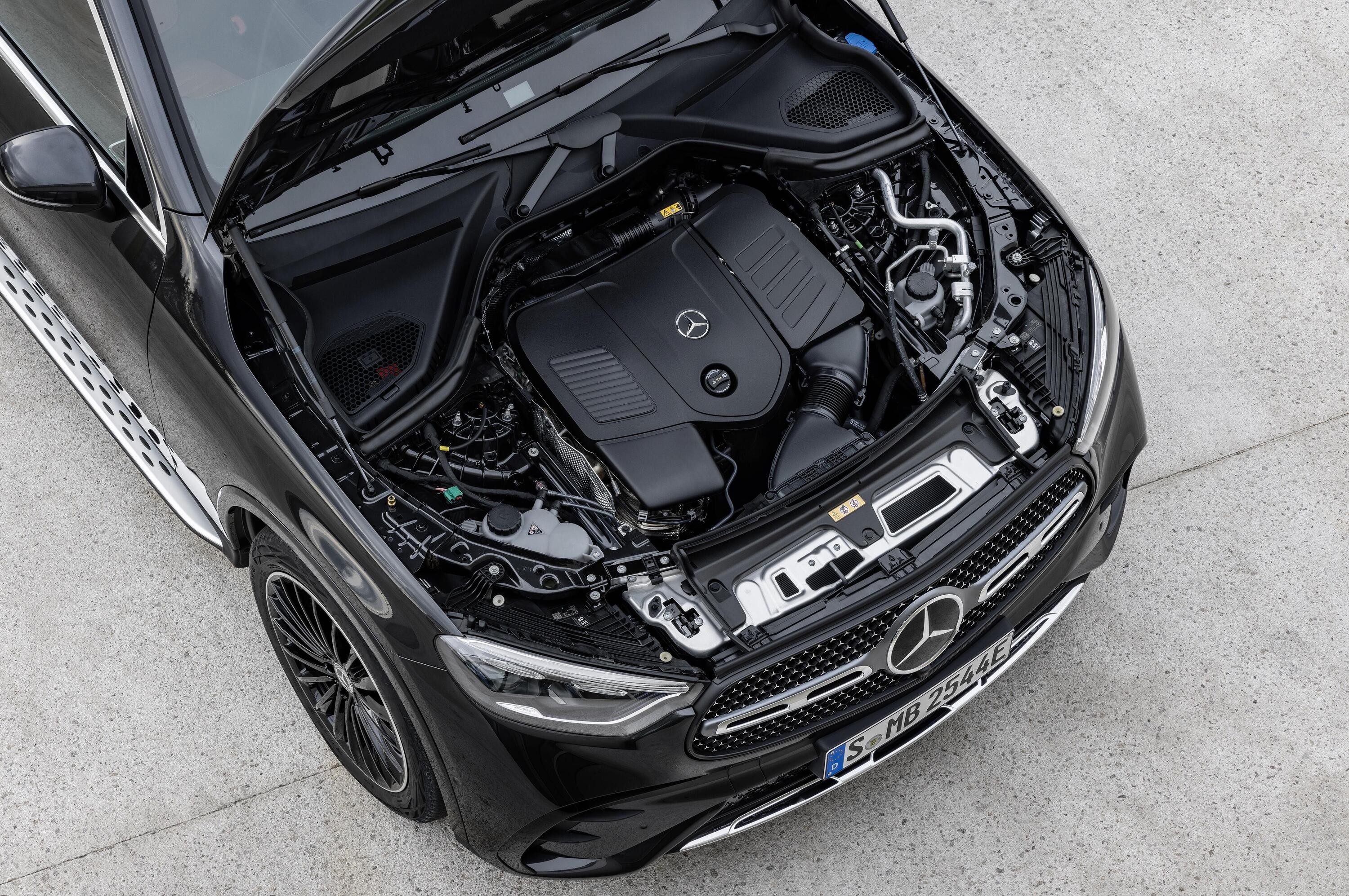 Mercedes GLC Coupé 2023, sarà solo ibrida (sia diesel che benzina ...