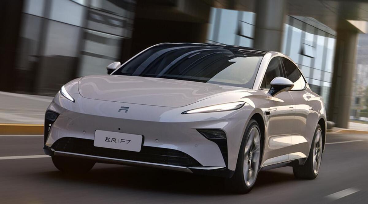 Saic F7, la nuova cinese elettrica con il cambio rapido di batterie ...