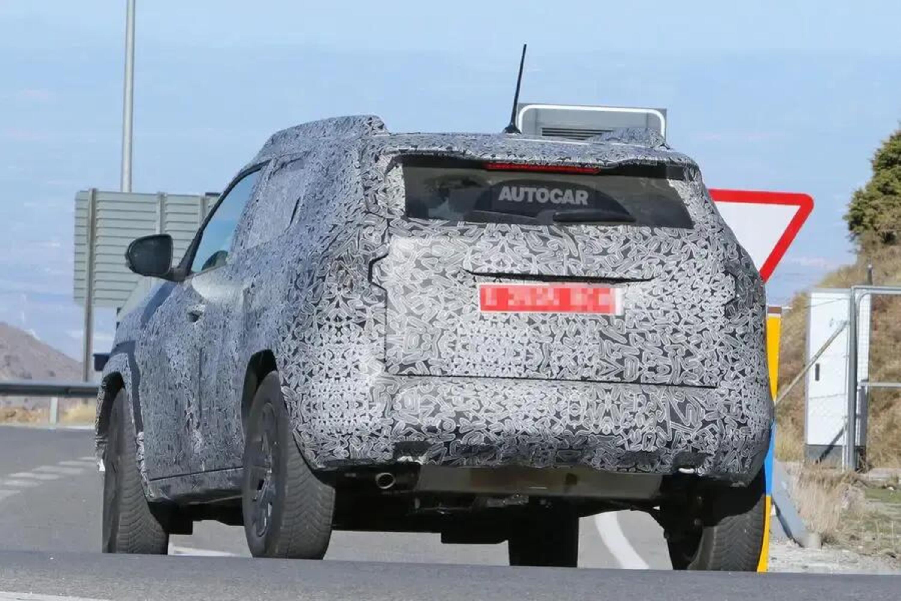 Dacia Duster 2024, cambia tutto: nuovi motori, interni e design - News ...