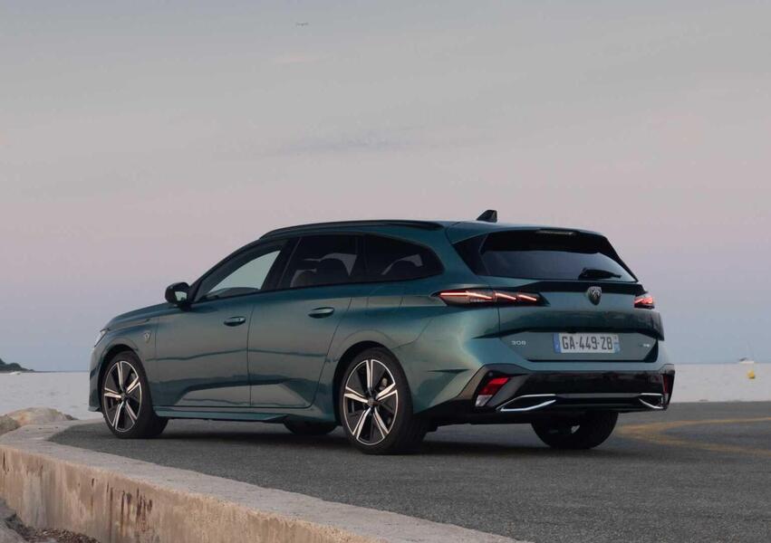 Peugeot 308 SW - Catalogo e listino prezzi Peugeot 308 SW - Automoto.it