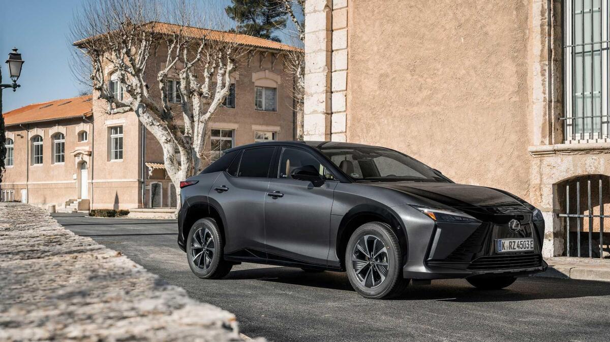 Lexus RZ - Catalogo e listino prezzi Lexus RZ - Automoto.it