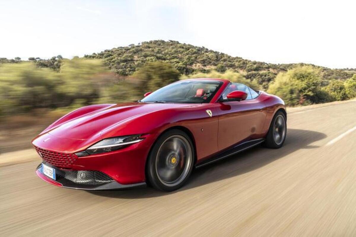 Ferrari Roma Spider | Non ne facevano così da 50 anni...[VIDEO] - News ...