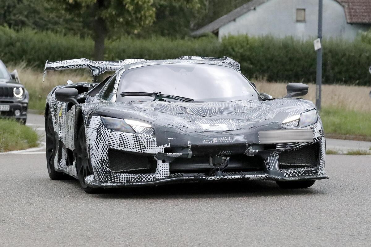 Ferrari F250 Hypercar: continuano i test, arriva nel 2024 [Foto Spia ...