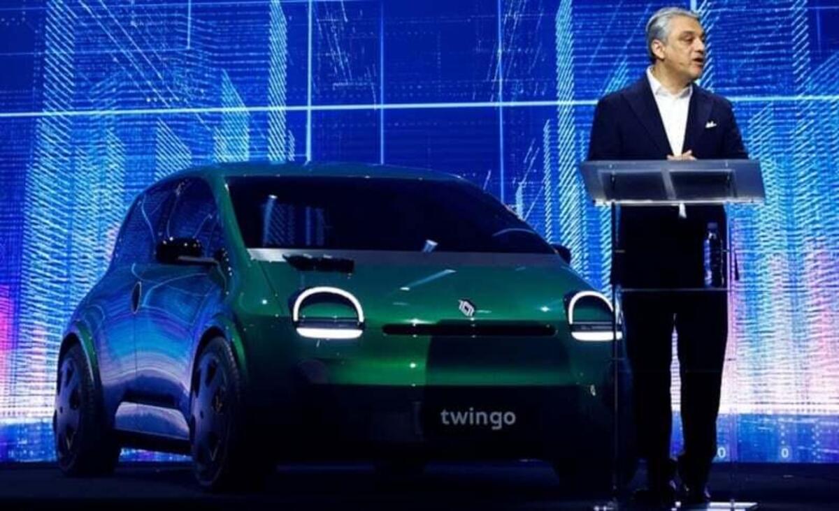 Renault (De Meo) lancia la "Santa Alleanza" per salvare l'auto europea ...