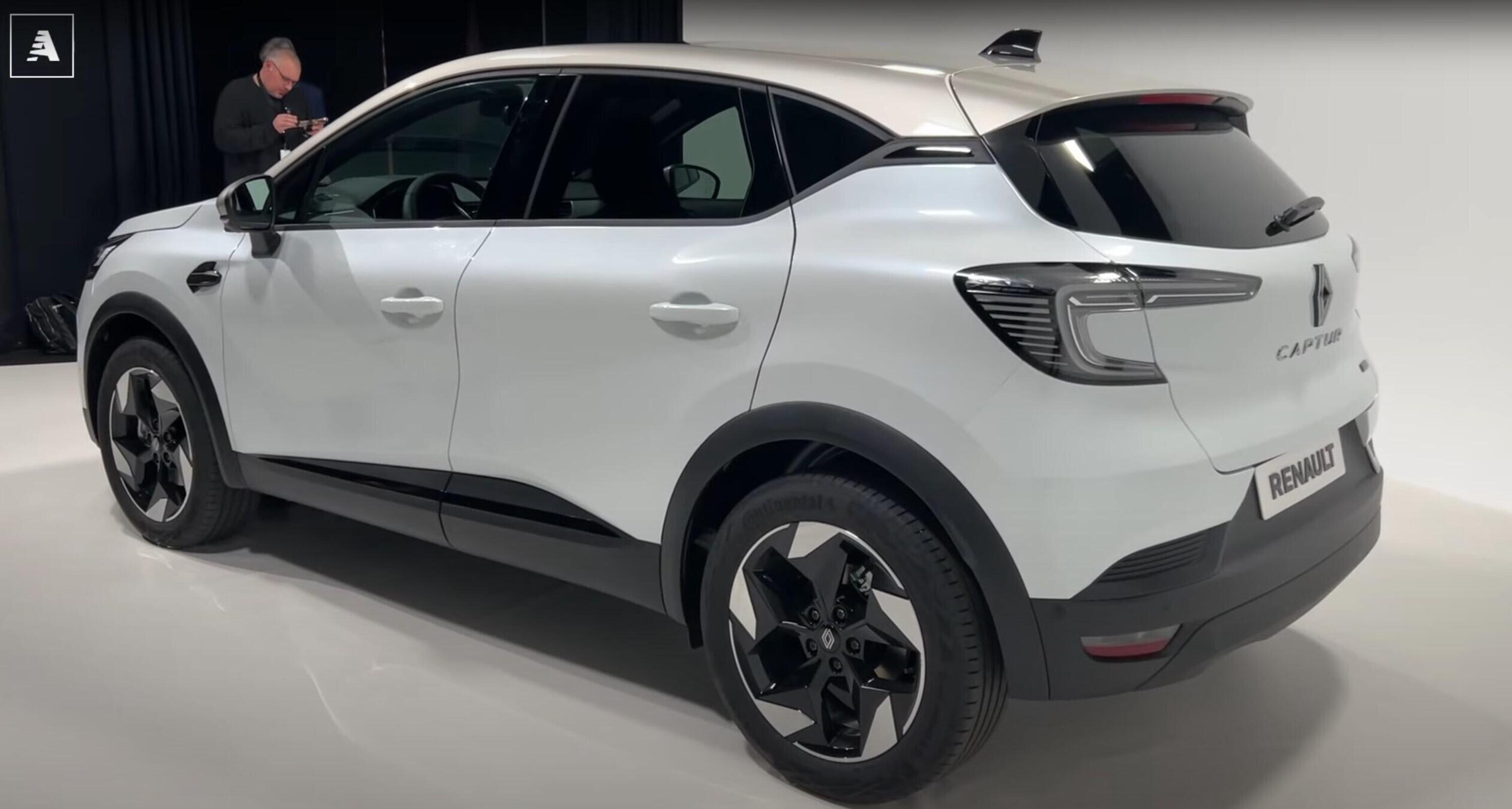 Renault Captur 2024: esterni, interni e dati tecnici della versione ...