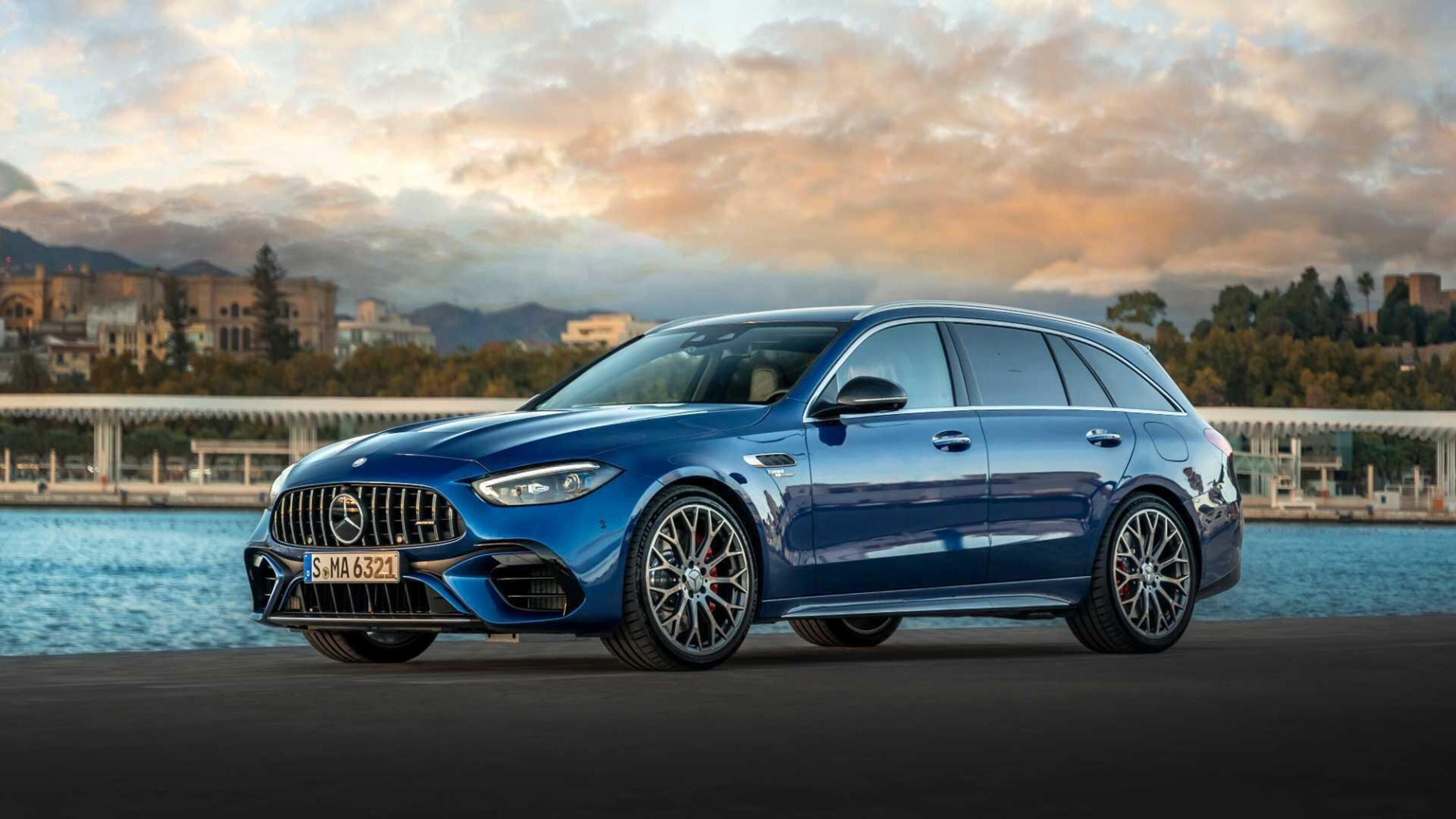 Mercedes-Benz Classe C Station Wagon SW AMG 63 S e performance Premium ...