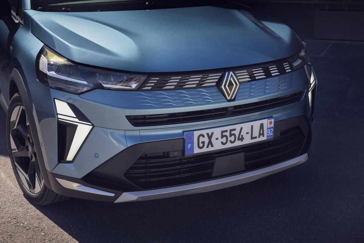 Renault Symbioz: il prezzo c'è, lo spazio abbonda, ideale per la ...