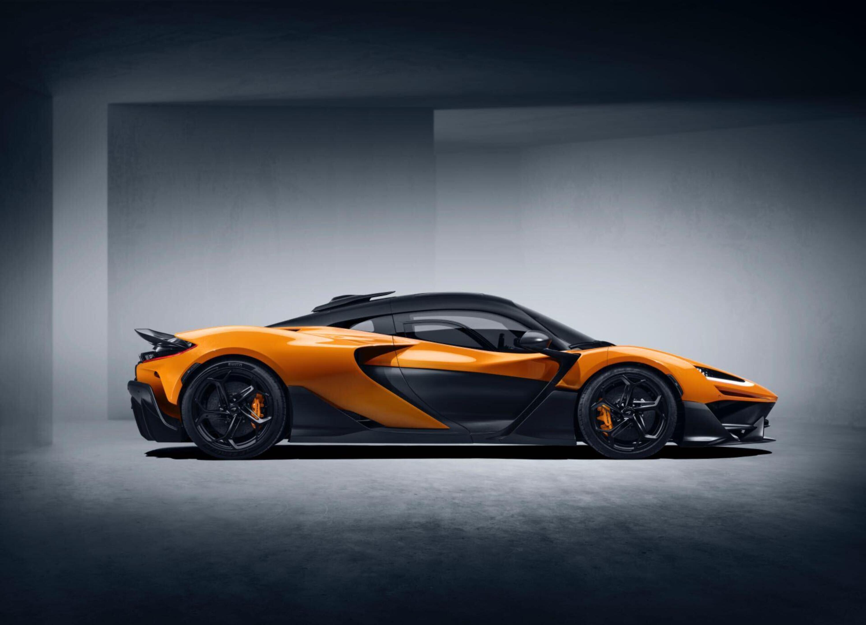 McLaren W1: è la più potente di sempre, ha 1.275 CV con il V8 ibrido ...