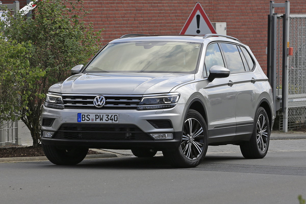 Volkswagen Tiguan LWB, le prime immagini - News - Automoto.it