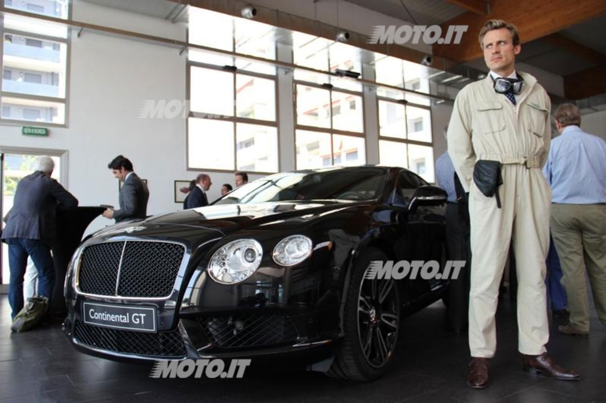 Bentley: inaugurata la nuova concessionaria di Milano - News - Automoto.it